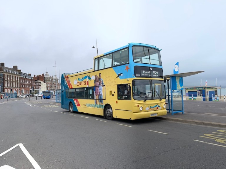 The Jurassic Coaster – BusAndTrainUser