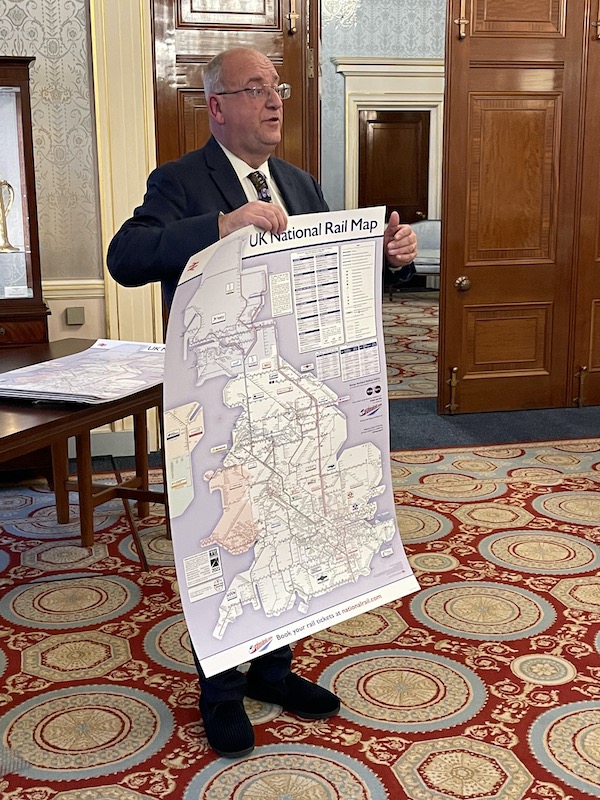 The best rail map ever – BusAndTrainUser