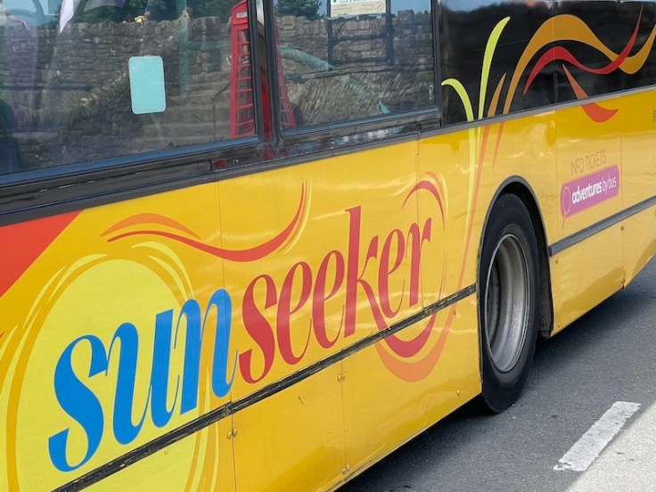 Exmoor Coaster meets Exmoor Sunseeker – BusAndTrainUser