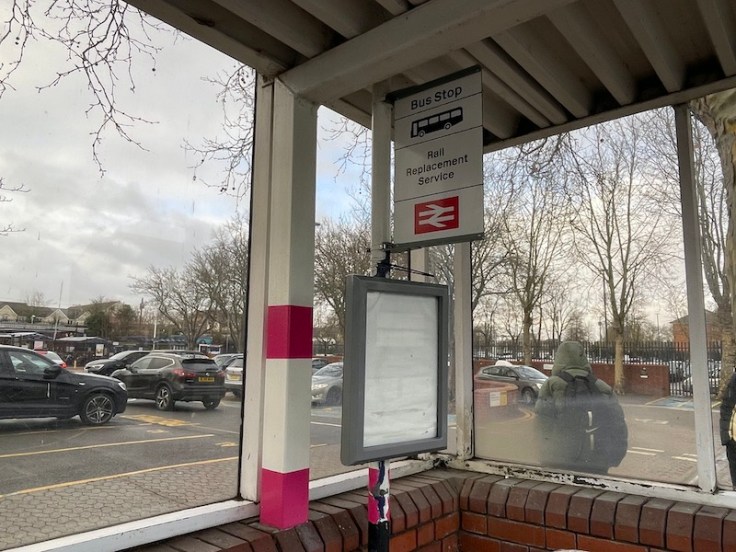 Riding the Marston Vale line on a replacement bus – BusAndTrainUser