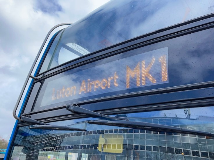 The V shaped bus route that’s three routes in one. – BusAndTrainUser