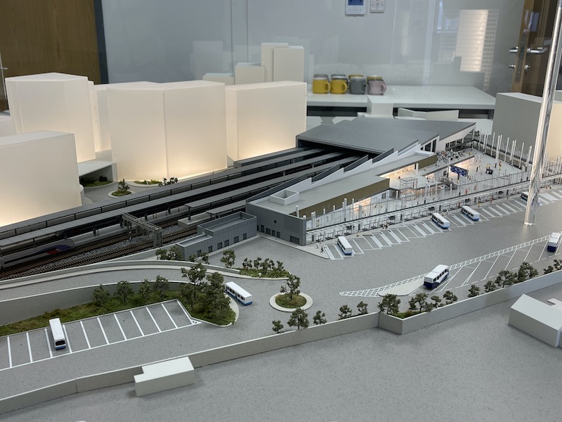 UK‘s new £340 million fully integrated rail, bus and coach station is ...