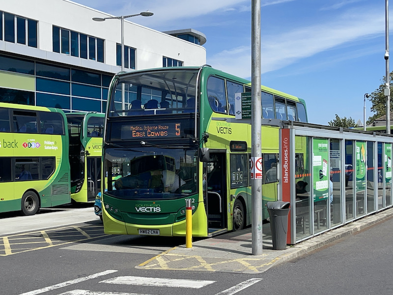 10 reasons why I like Southern Vectis – BusAndTrainUser