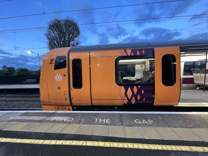 Class 730s start running for LNWR – BusAndTrainUser