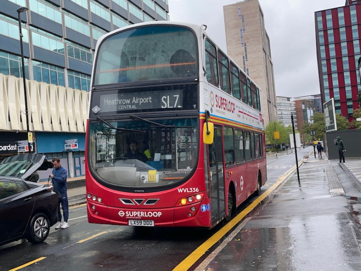 Looping round London on Superloop Part 1 – BusAndTrainUser