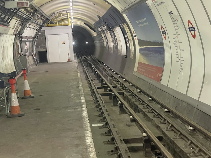 Holborn’s Secret Platforms – BusAndTrainUser