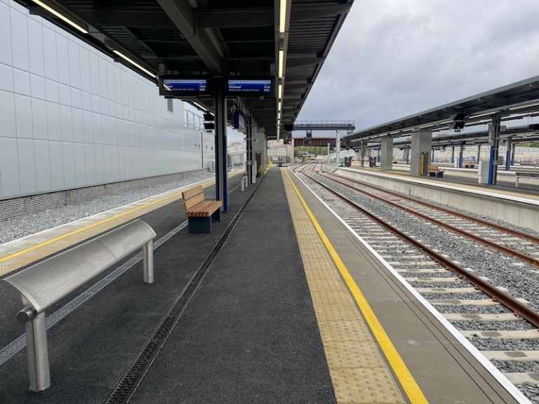 UK‘s new £340 million fully integrated rail, bus and coach station is ...