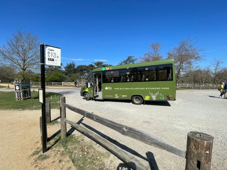 Britain’s Top 10 Quirky Bus Routes: 6 Royal Parks RP1 – BusAndTrainUser