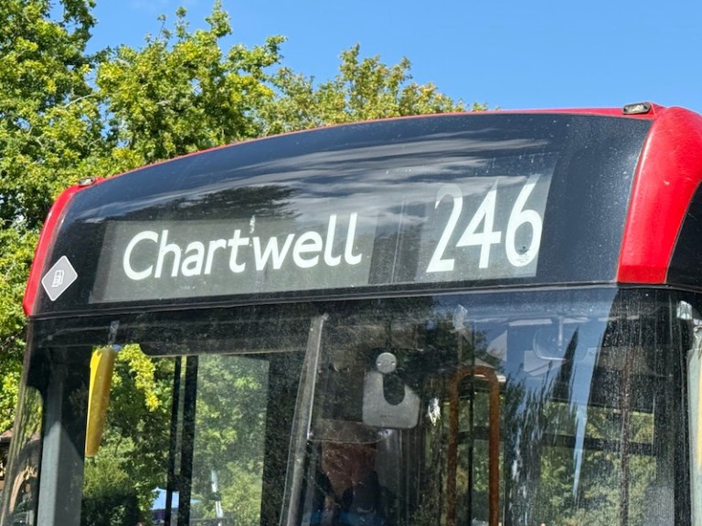 Charting a bus to visit Chartwell – BusAndTrainUser