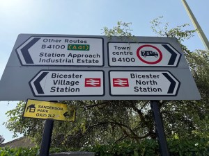 Places with two stations: 18 Bicester – BusAndTrainUser